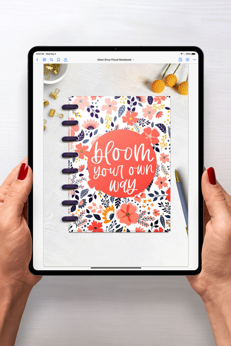 Free Digital Notebook - Floral Design