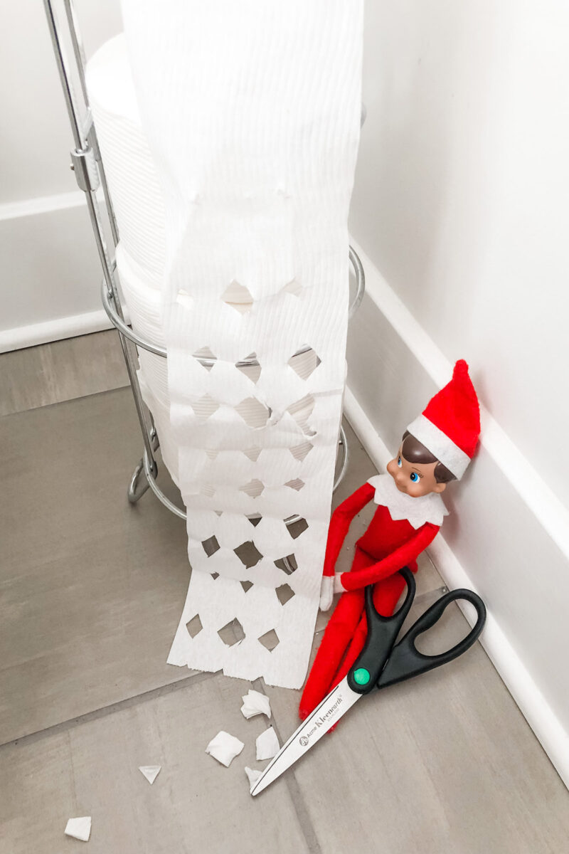 Elf-on-the-Shelf-Ideas-for-Home-Toilet-Paper-Snowflakes - Mom Envy