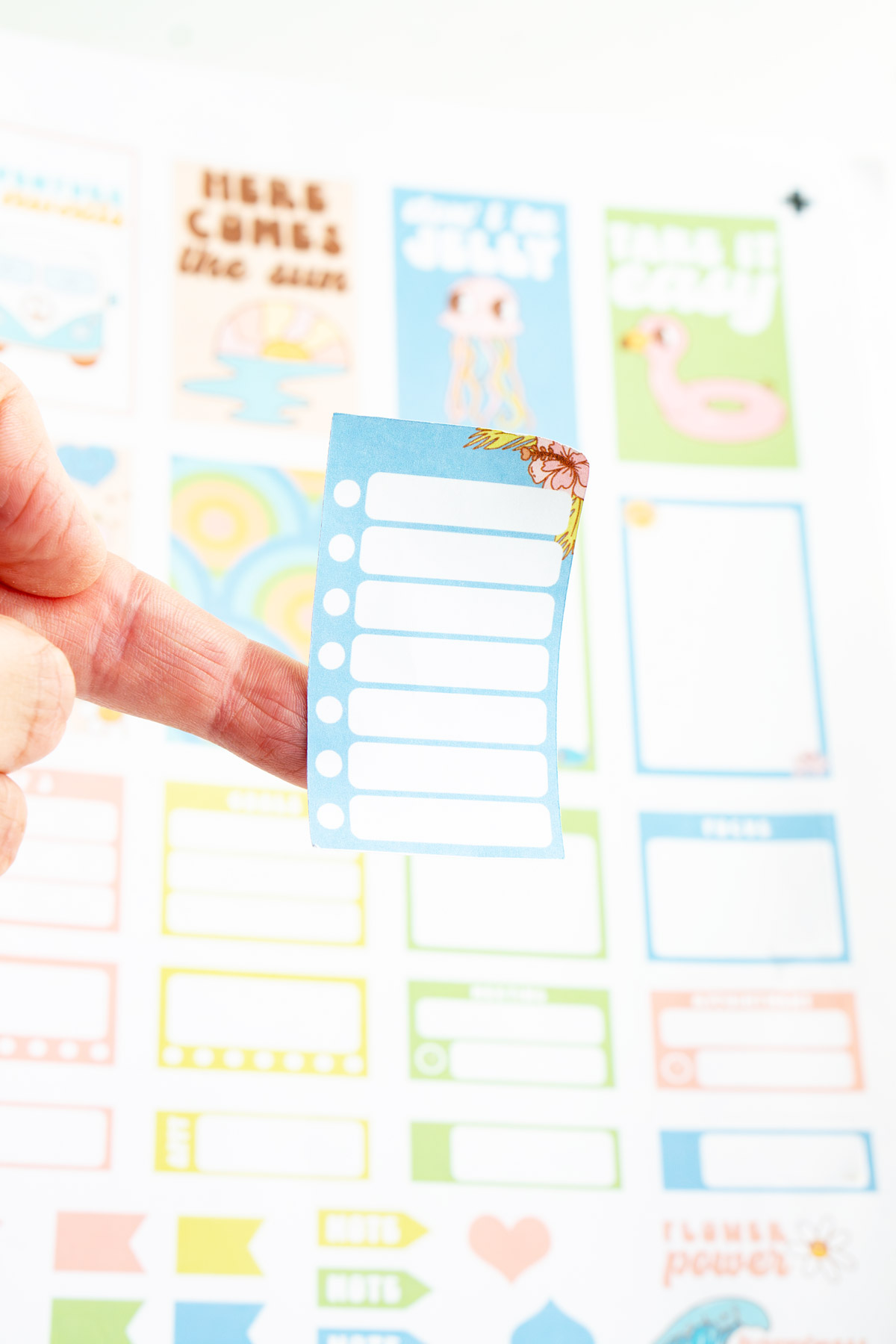 How to Make Stickers with an xTool M1 Hybrid Laser Machine