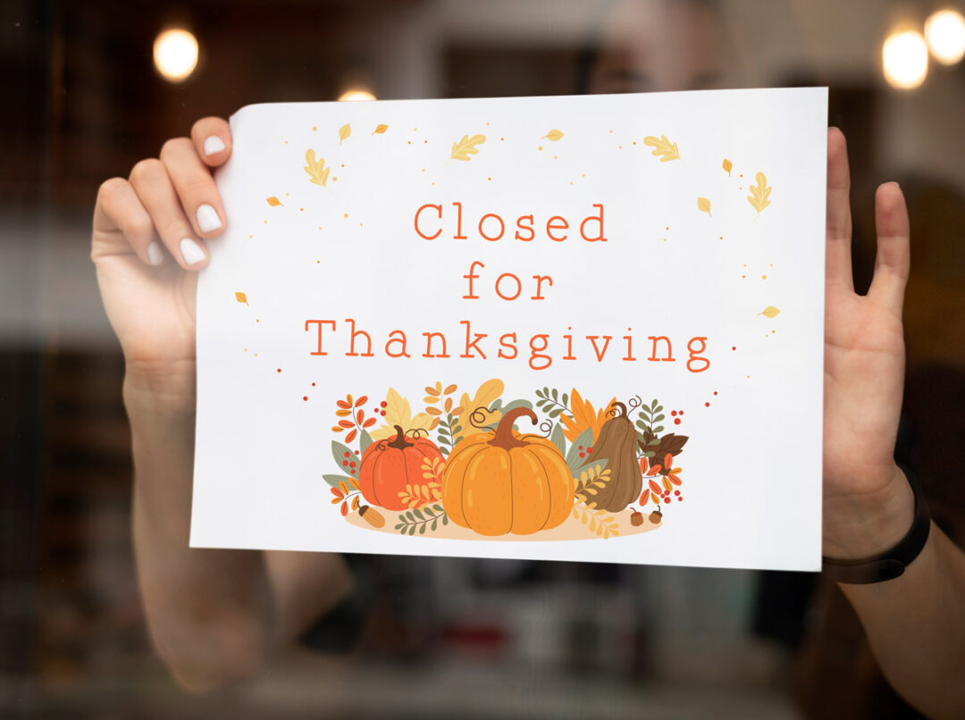 Free Printable Closed & Open for Thanksgiving Signs