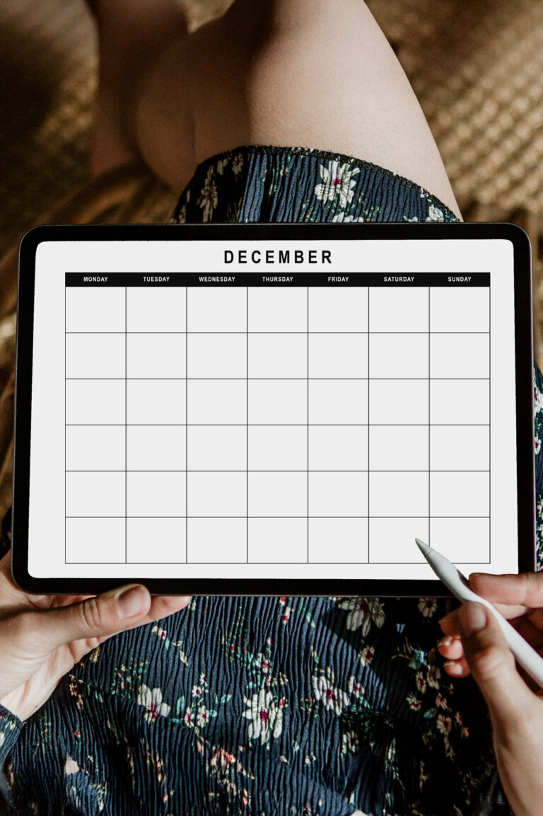 free-undated-single-page-monthly-calendars-sample-4b - Mom Envy